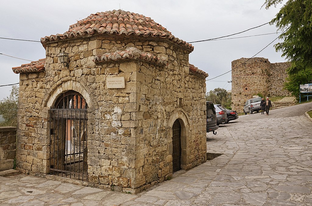 Preza Castle - Nomads Travel Guide