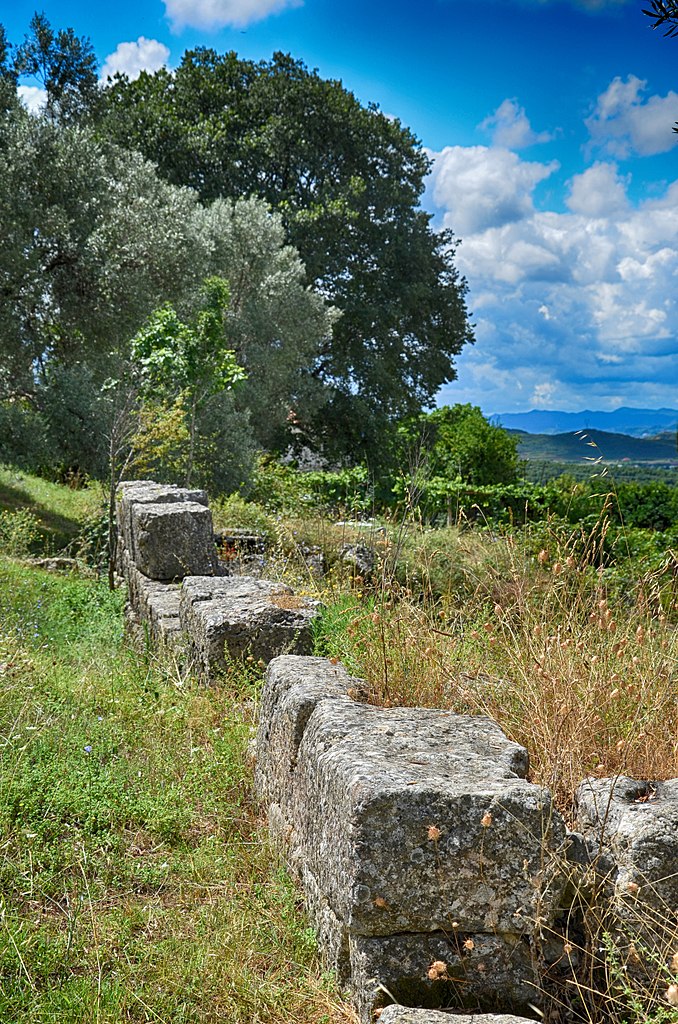 Albanopolis (Zgërdhesh) - Nomads Travel Guide