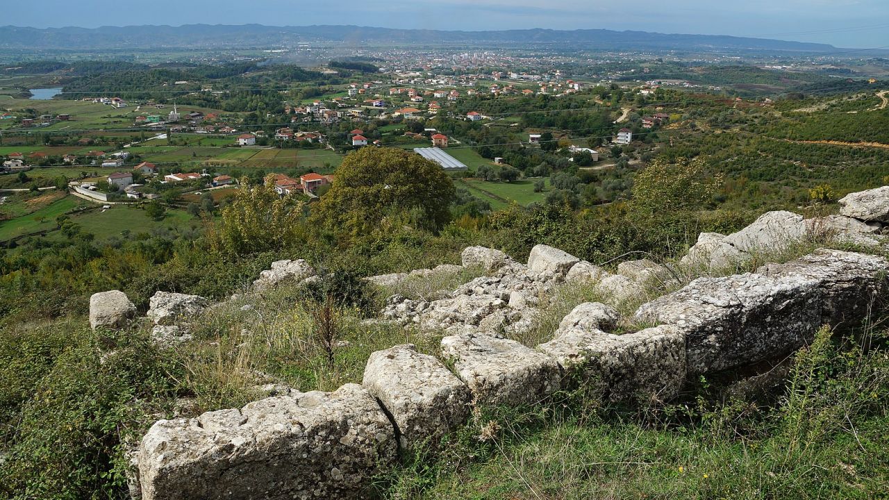 Albanopolis (Zgërdhesh) - Nomads Travel Guide