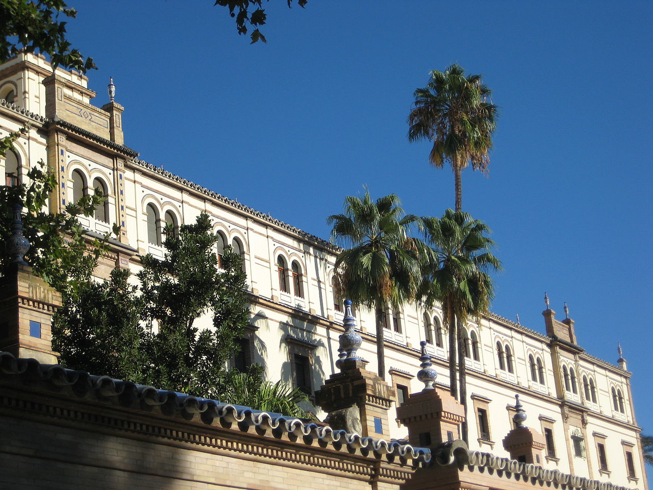 Real Fabrica de Tabacos - Nomads Travel Guide