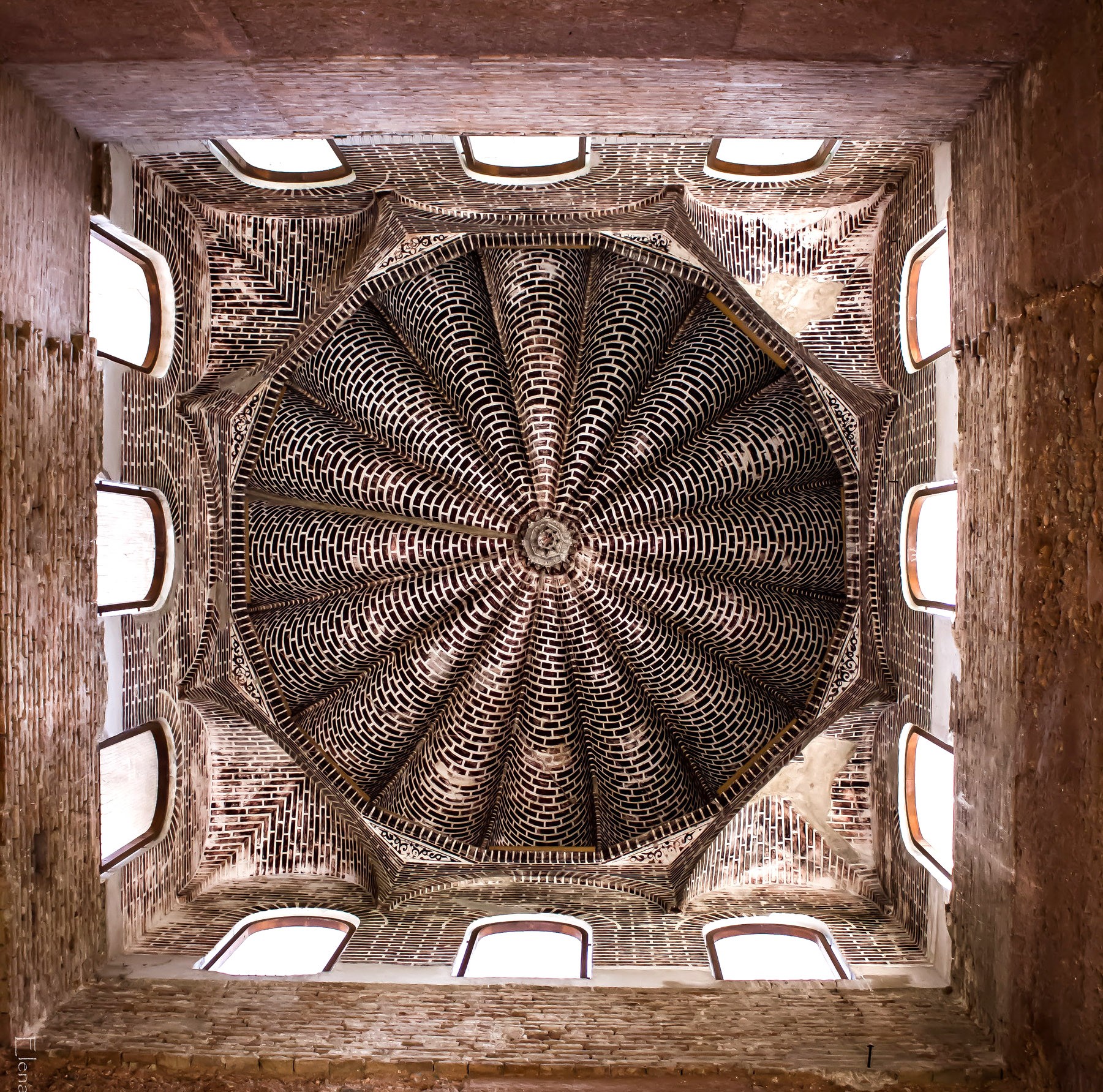 Torre de la Rauda - Nomads Travel Guide