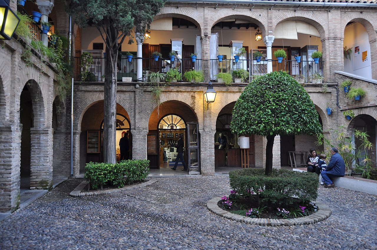 El Zoco - Nomads Travel Guide