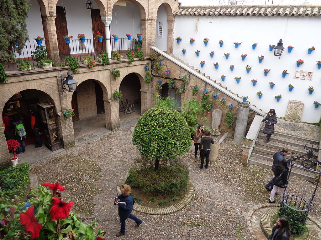 El Zoco - Nomads Travel Guide