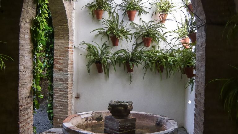 El Zoco - Nomads Travel Guide