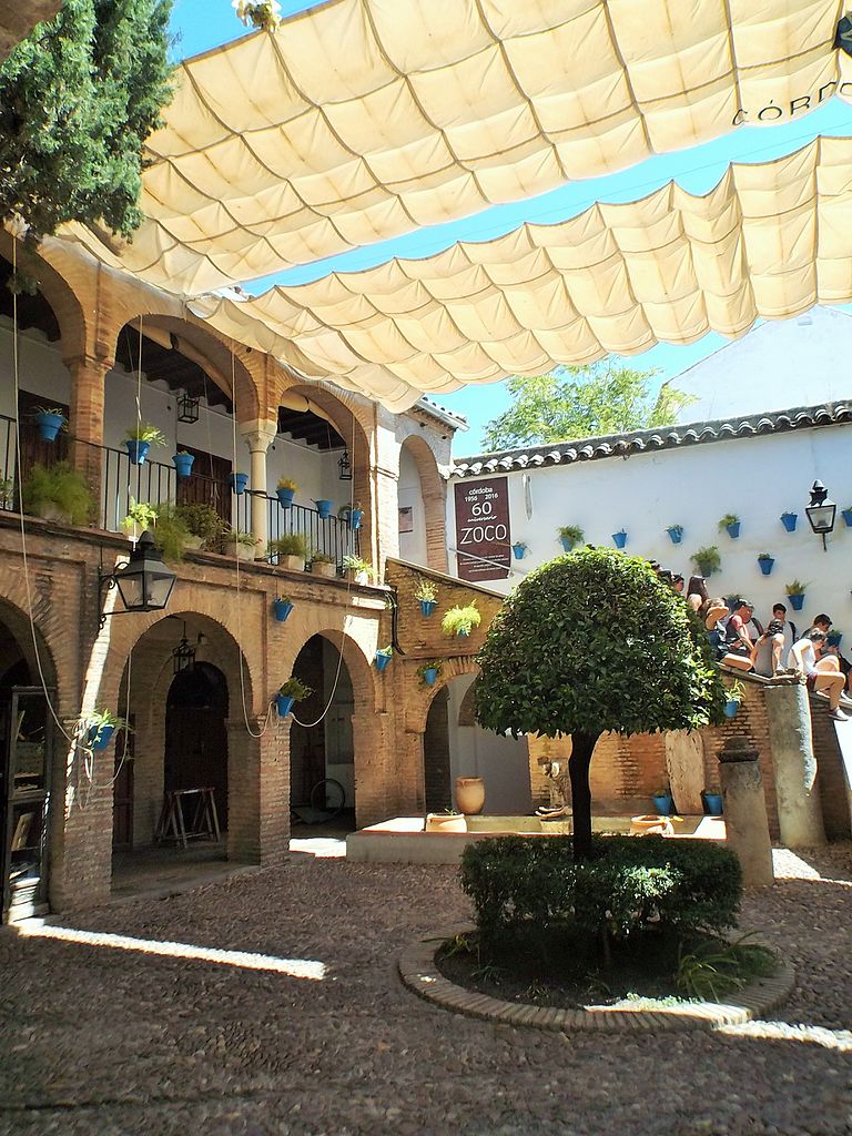 El Zoco - Nomads Travel Guide