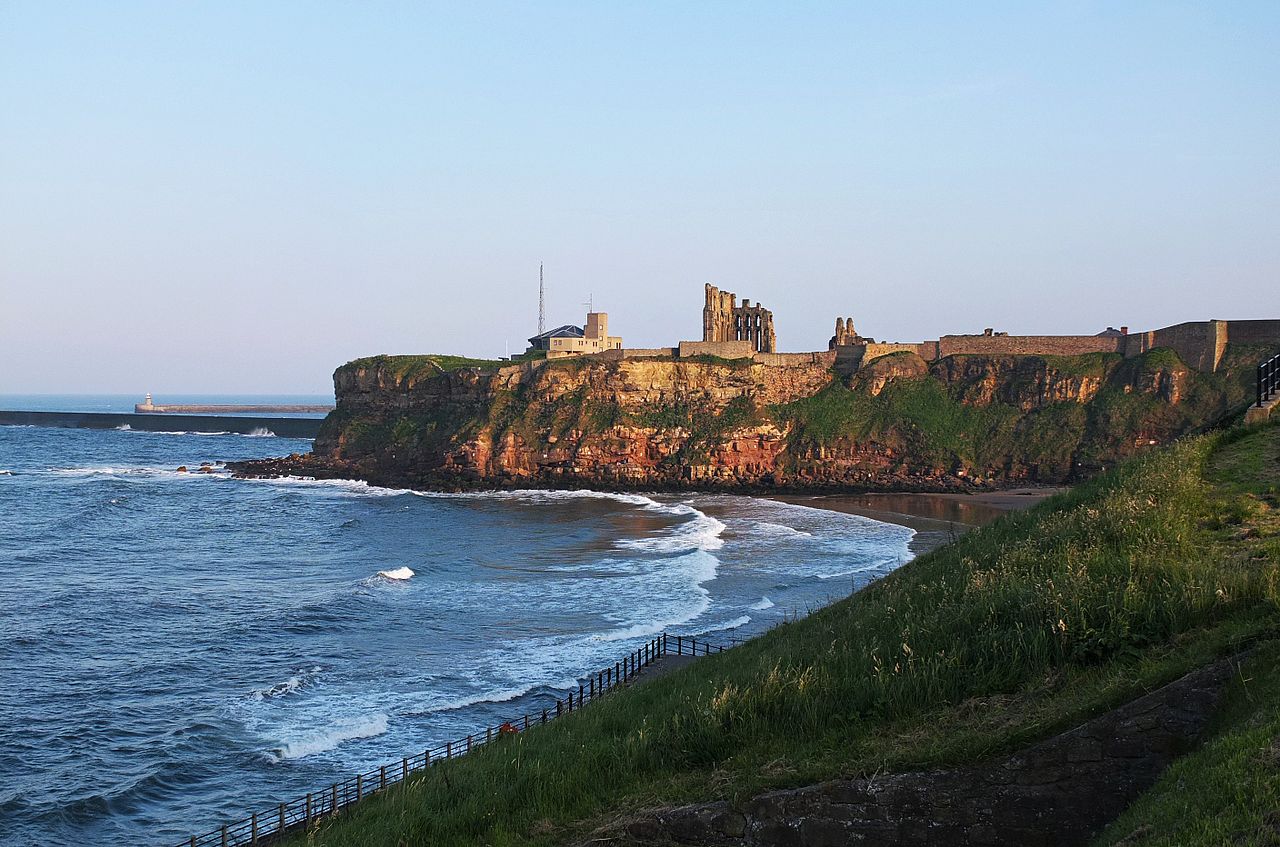 Tynemouth Castle and Priory - Nomads Travel Guide