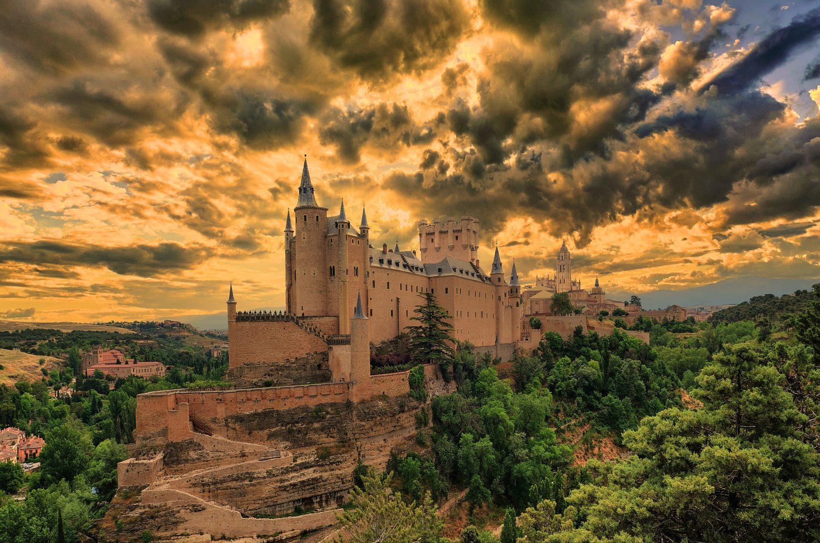 Alcalá de Henares, Spain: The Complete Guide to Cervantes, History ...