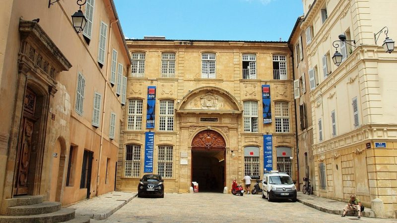 Self-Guided Walking Tour of Aix-en-Provence, France ([YEAR])