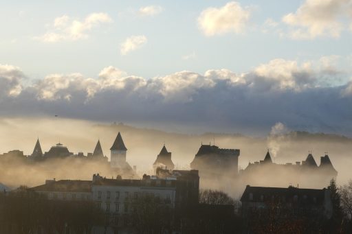 Pau, France: The Complete Guide to Pyrenean Views & Royal Heritage