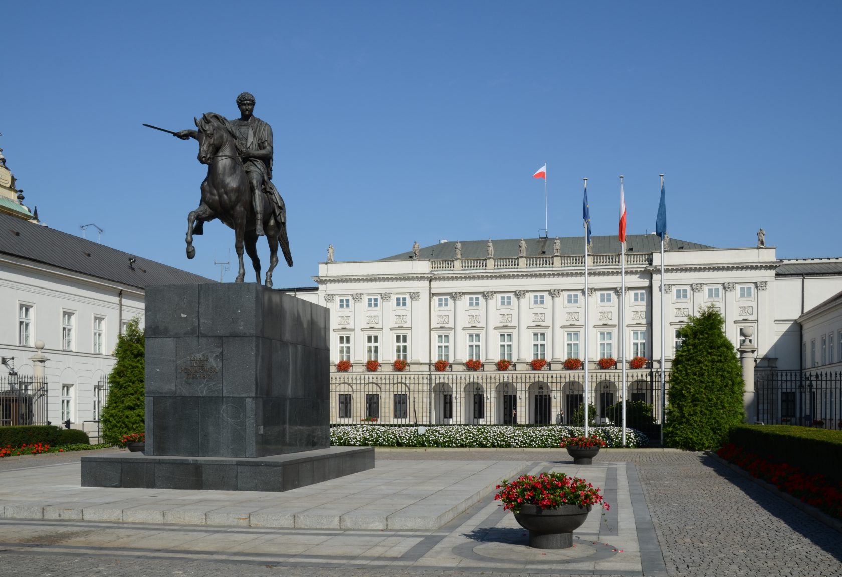 Presidential Palace, Warsaw (2026): Power and History on Krakowskie ...