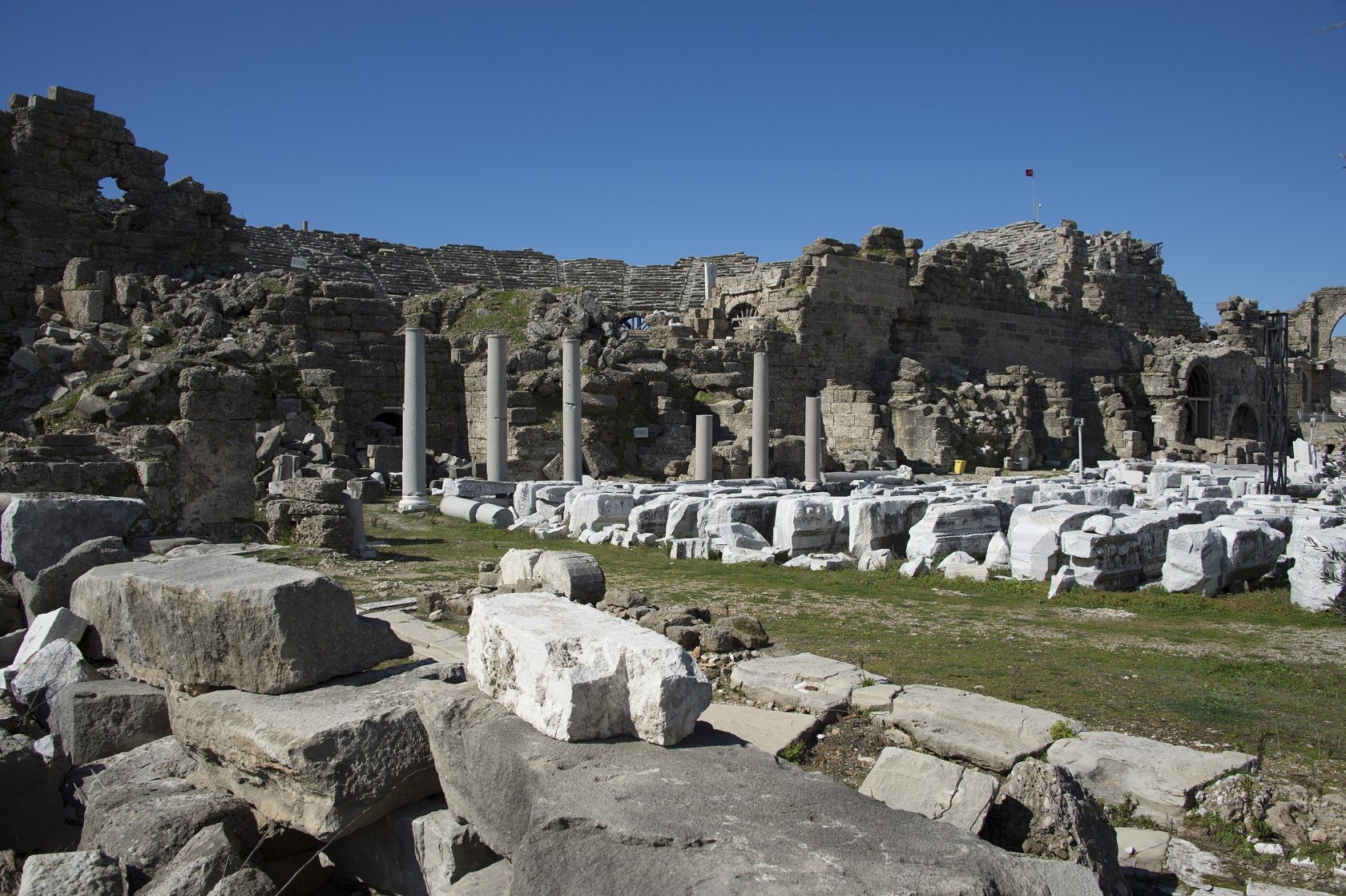 Side, Turkey (2026): The Complete Guide to Ancient Ruins, Beaches ...