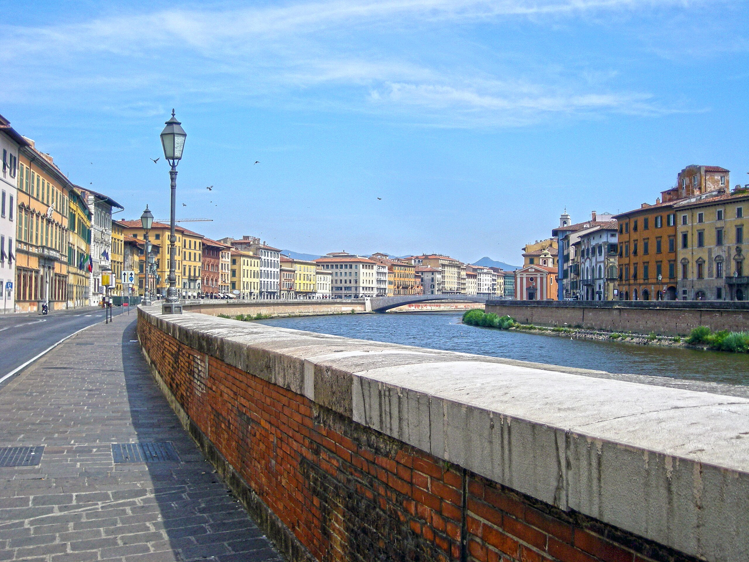 Lungarni of Pisa, Pisa, Italy (2026): Riverside Strolls and Golden ...