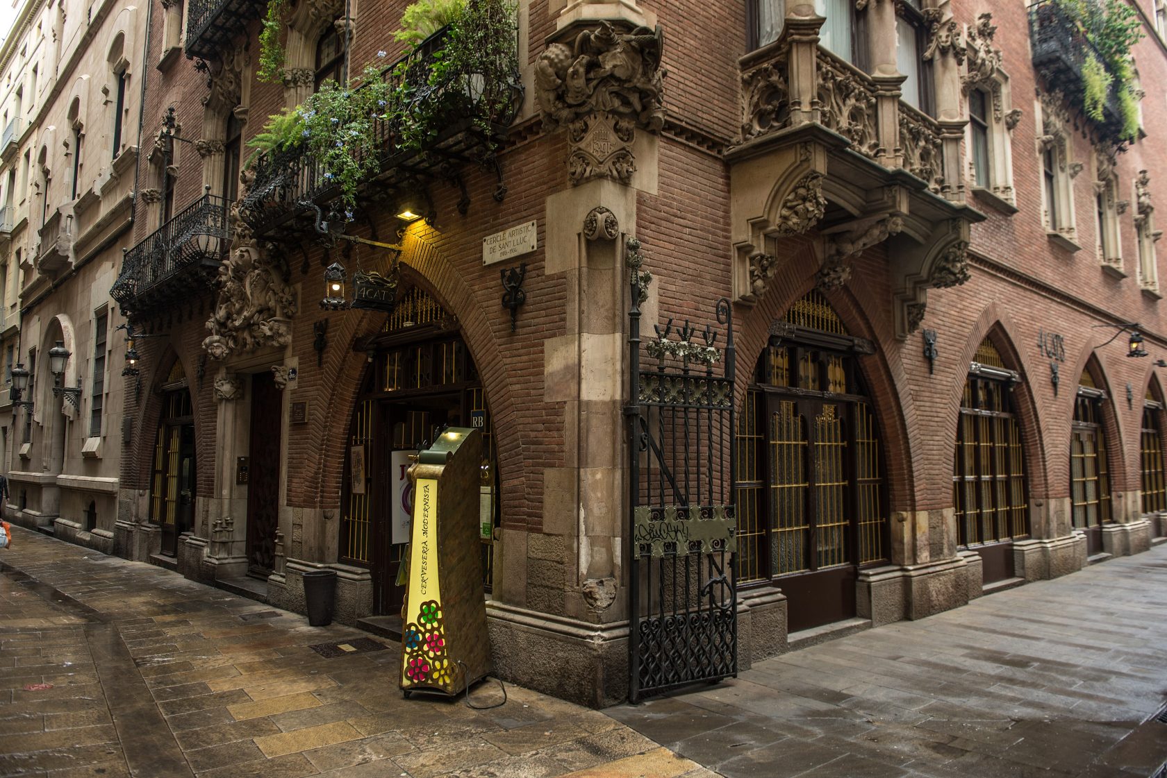 Els 4 Gats, Barcelona (2026): Modernista café with Picasso-era vibes