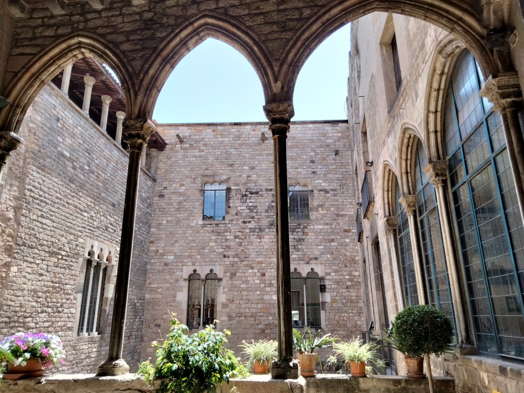 Palau Requesens, Barcelona (2026): A Gothic palace hidden in the Barri ...