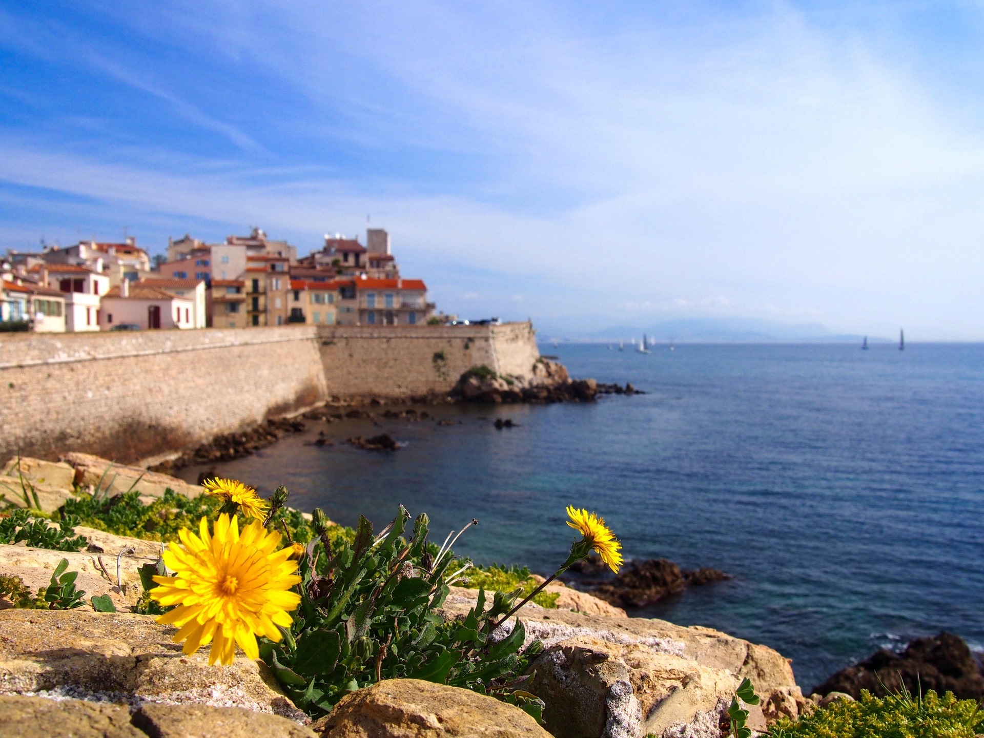 Self-Guided Walking Tour of Antibes, France (2026): The Best Things to ...