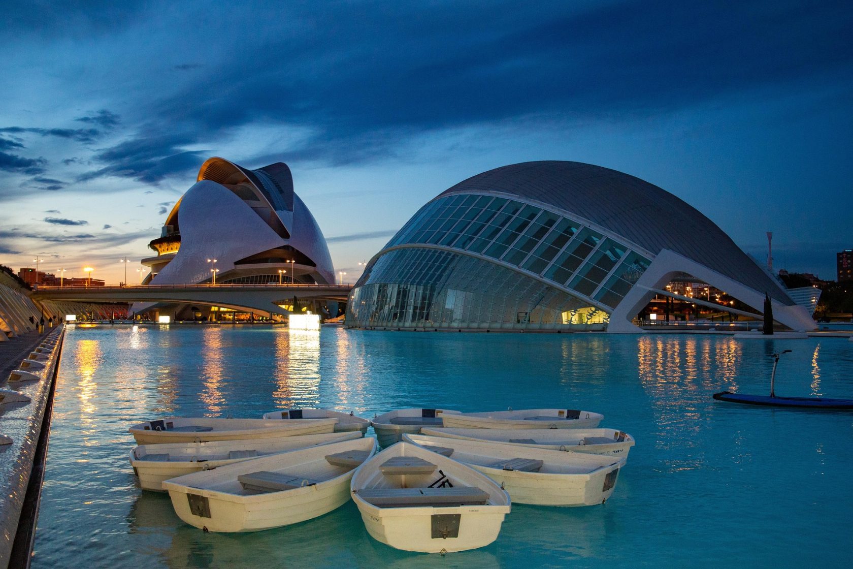 L’Hemisfèric Building, Valencia (2026): IMAX dome and planetarium in ...