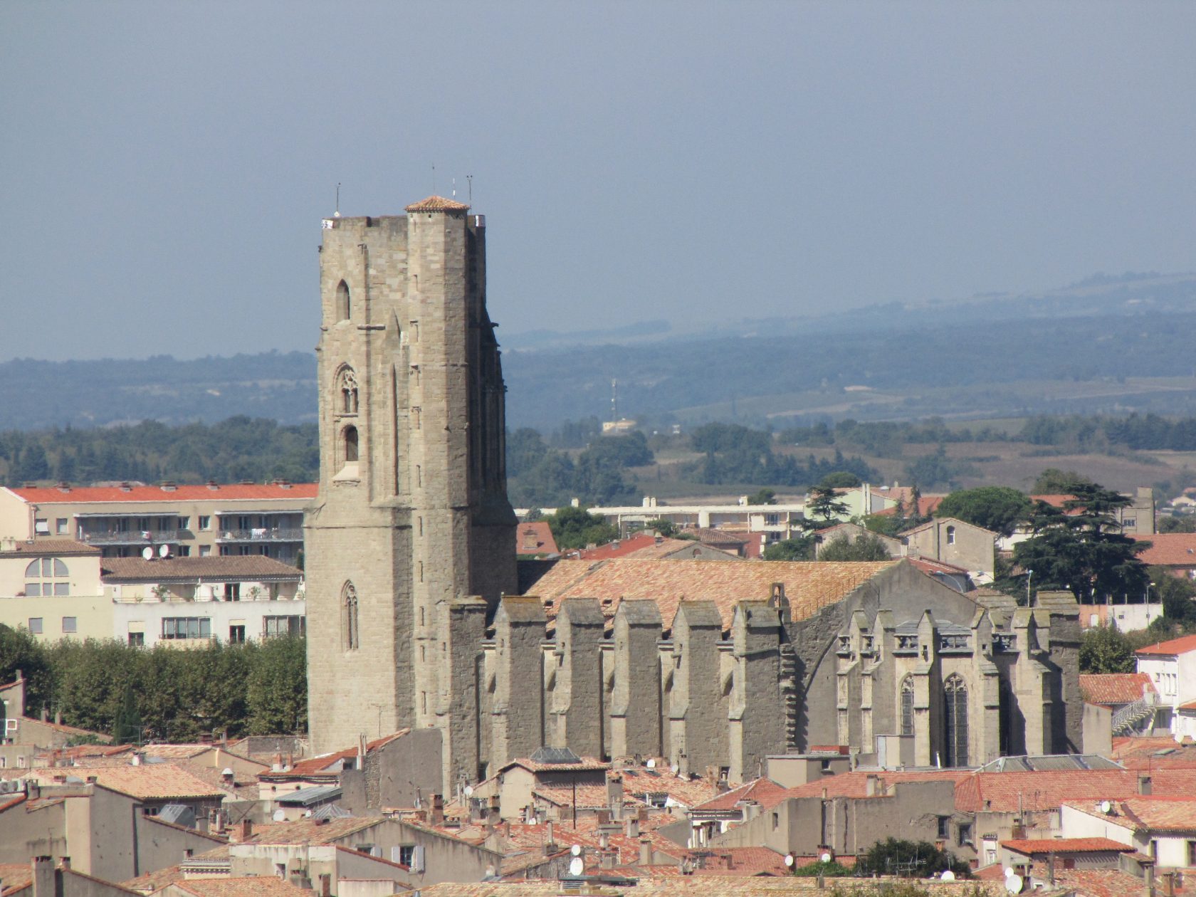 St. Vincent Church, Carcassonne (2026): Gothic nave, tower climb, and ...