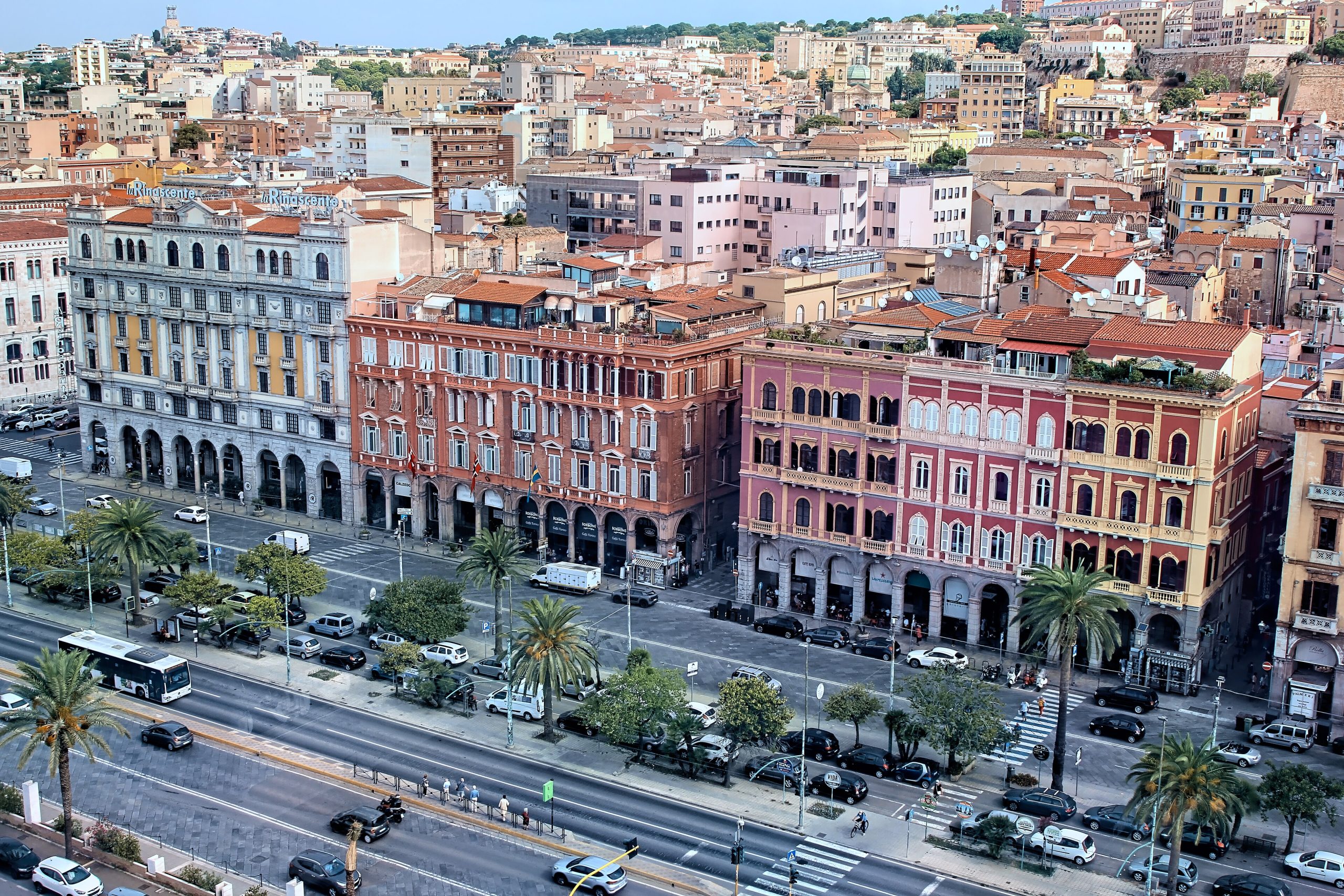 Via Roma, Cagliari (2026): Porticoes, waterfront strolls, and city ...