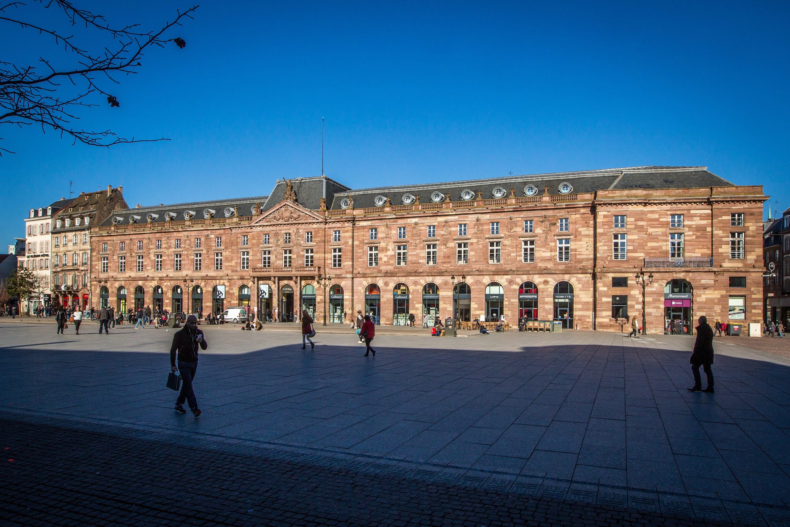Aubette Building, Strasbourg (2026): Modernist interiors on Place Kléber