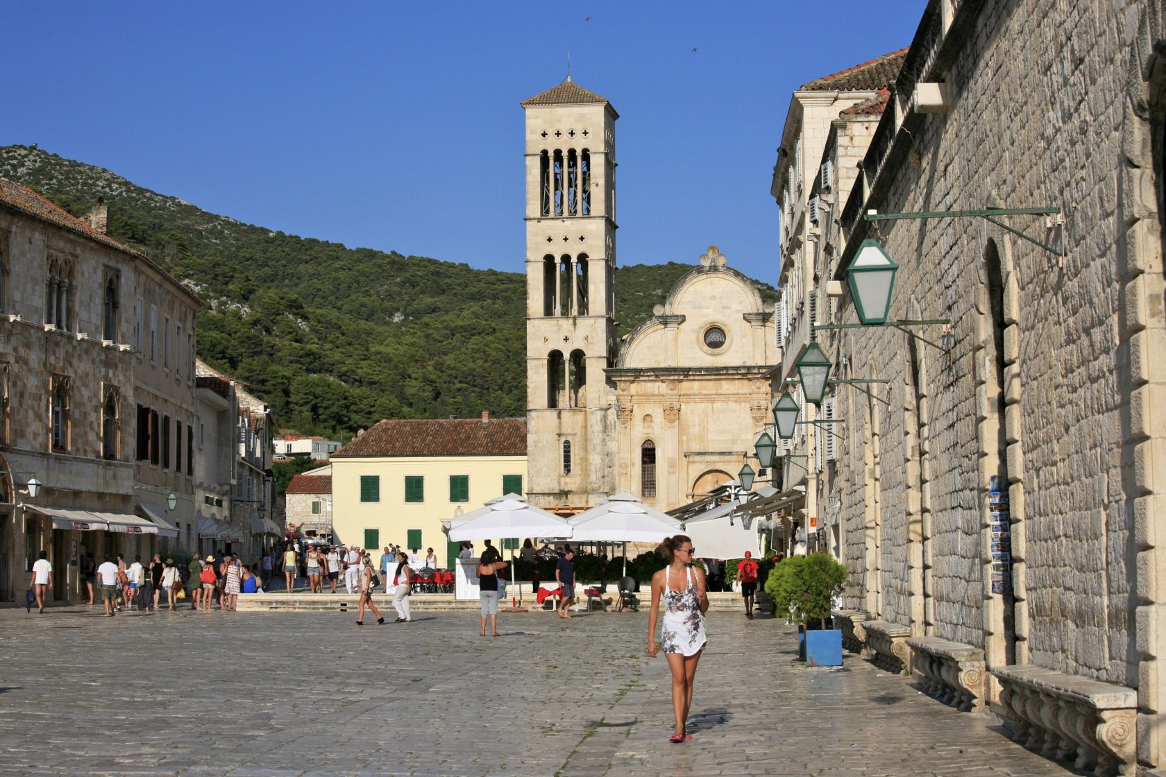 Self-Guided Walking Tour of Hvar (+ Maps!): Harbourfront Sights, Old ...