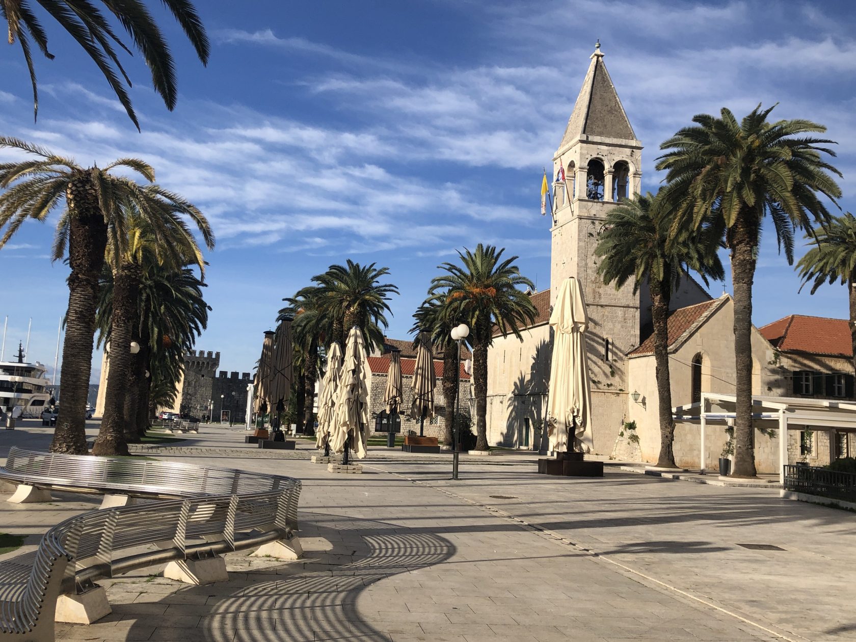 Self-Guided Walking Tour of Trogir (+ Maps!): Old Town Gates, Cathedral ...