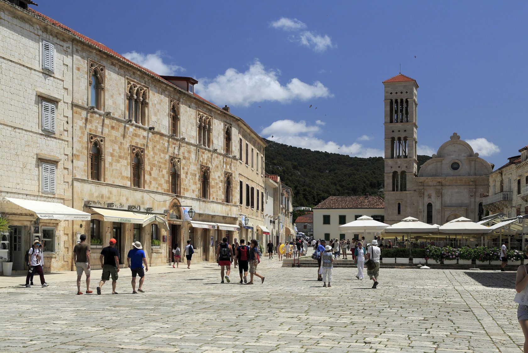 Self-Guided Walking Tour of Hvar (+ Maps!): Harbourfront Sights, Old ...